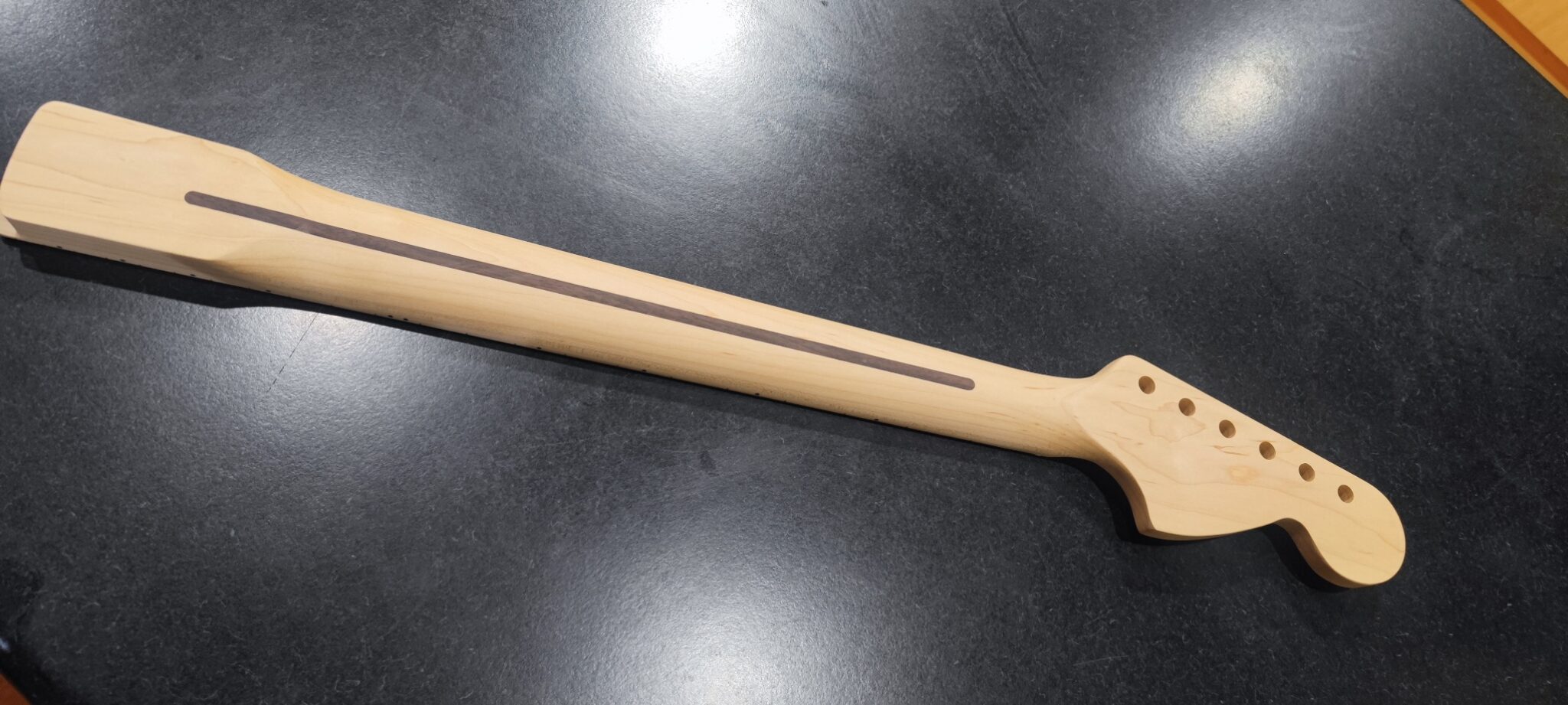 STRAT MAPLE NECK, WITH REVERSE LARGE HEADSTOCK. 70'S JIMI STYLE - Mr ...